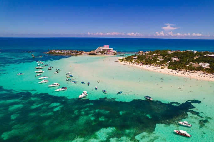 Cómo llegar, qué ver y qué hacer en Isla Mujeres, un paraíso caribeño